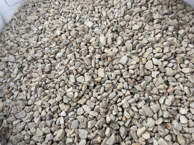 Cotswold Stone 20mm - D and H Building & Landscape Supplies Glasgow